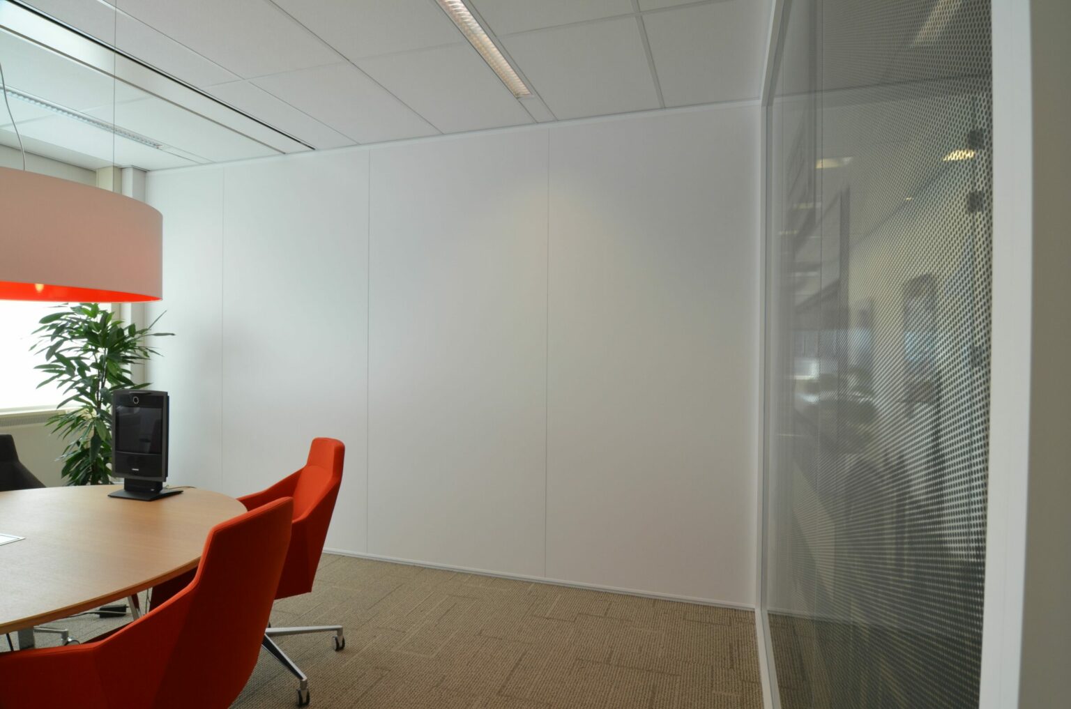 DBZ 100 V-line gesloten wand - Debazis Systeemwanden