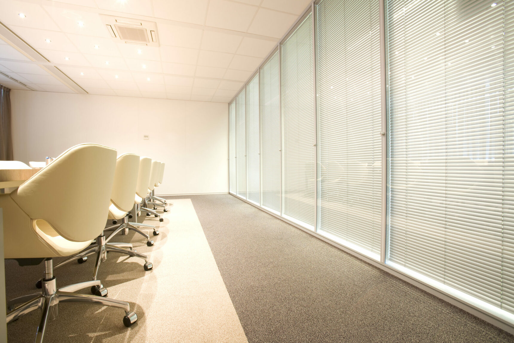 DBZ 100 Elementen dubbelglas wand - Debazis Systeemwanden